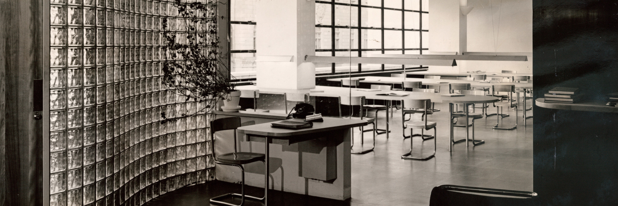 How to Make a Modern Art Library: Selections from the Éluard-Dausse ...