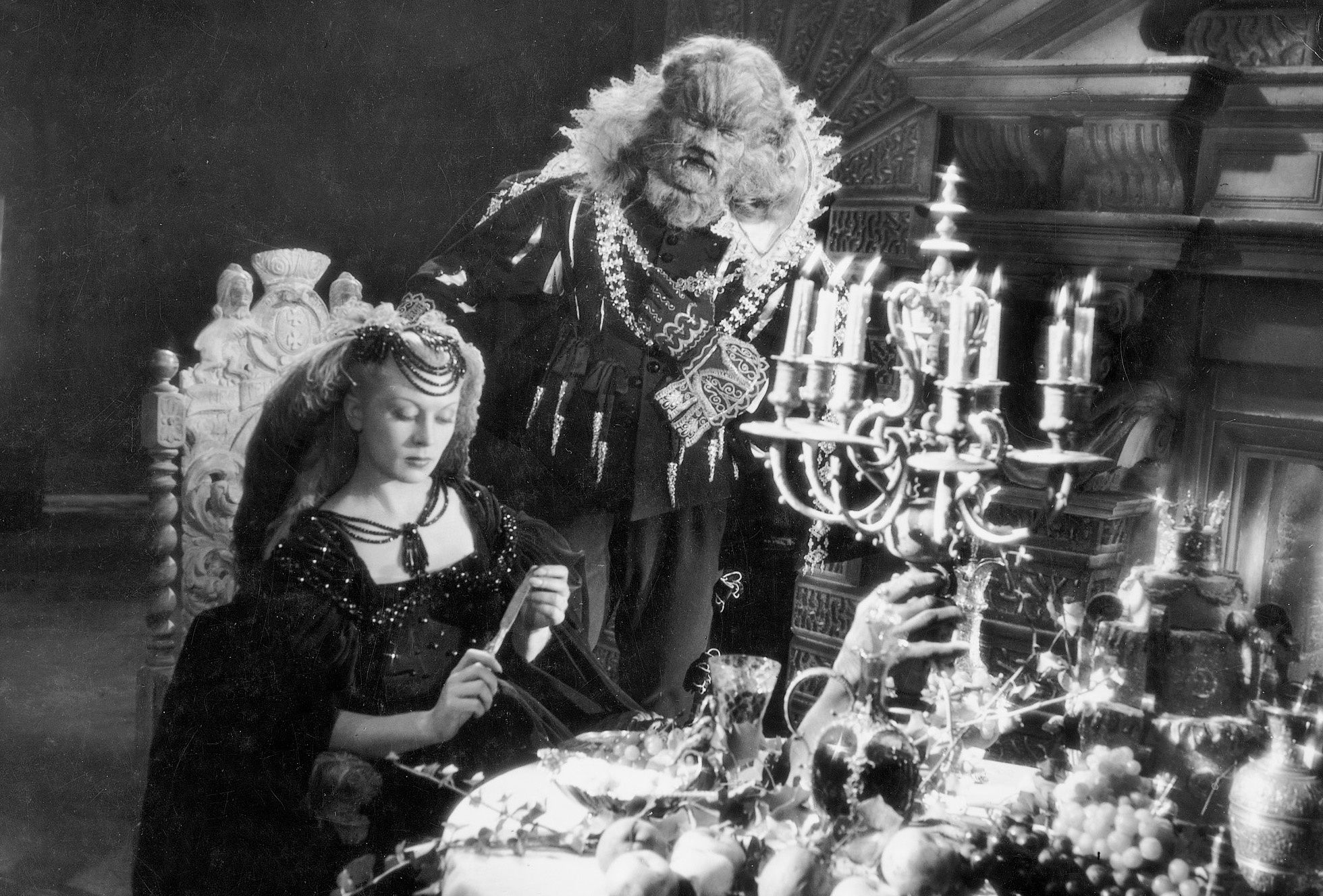 La belle et la bête (Beauty and the Beast). 1946. Written and directed ...
