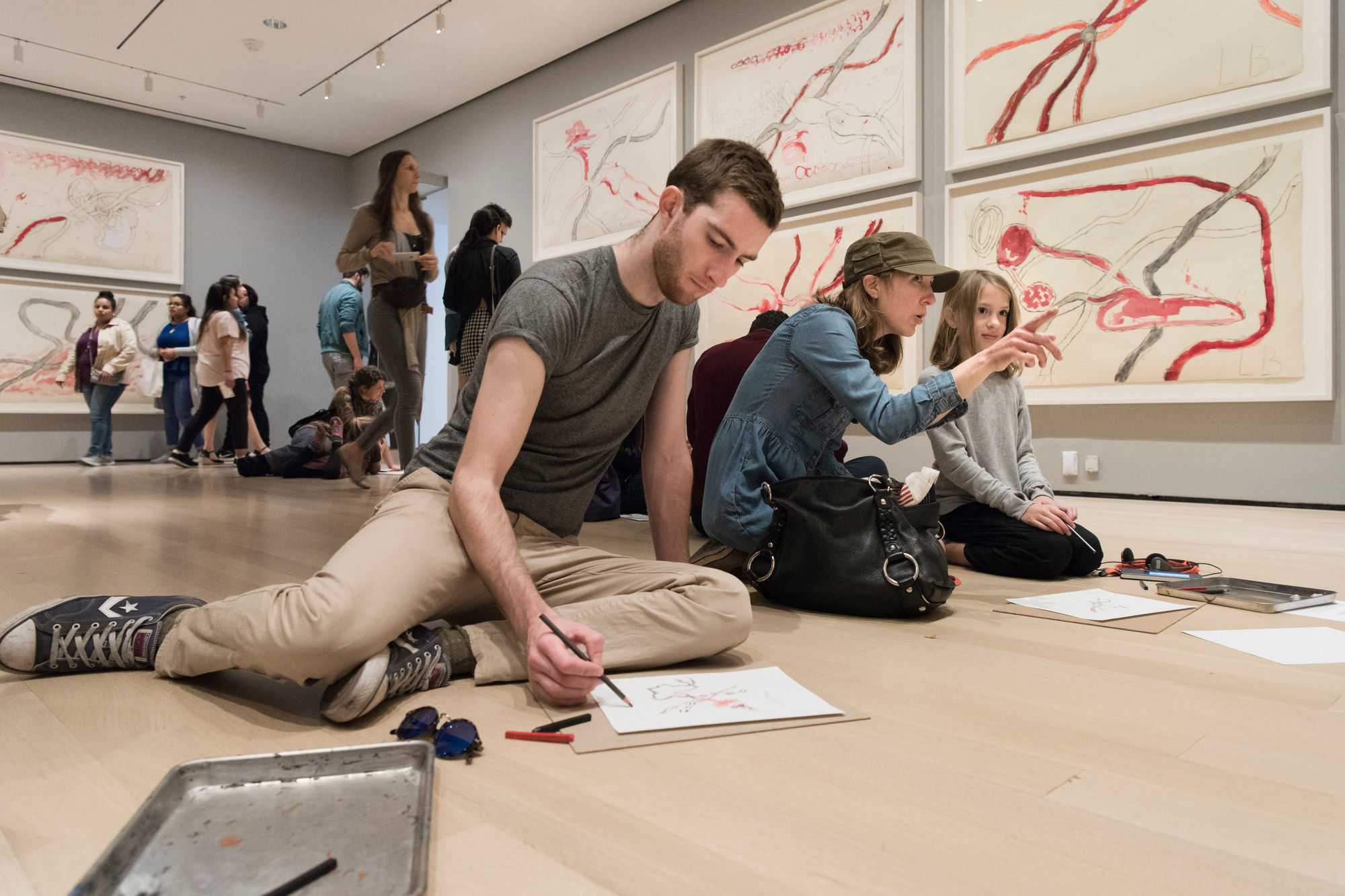 Drop-in Drawing | MoMA