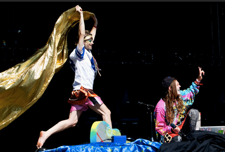 Image Employment - Overtime & Lune The Center | MoMA