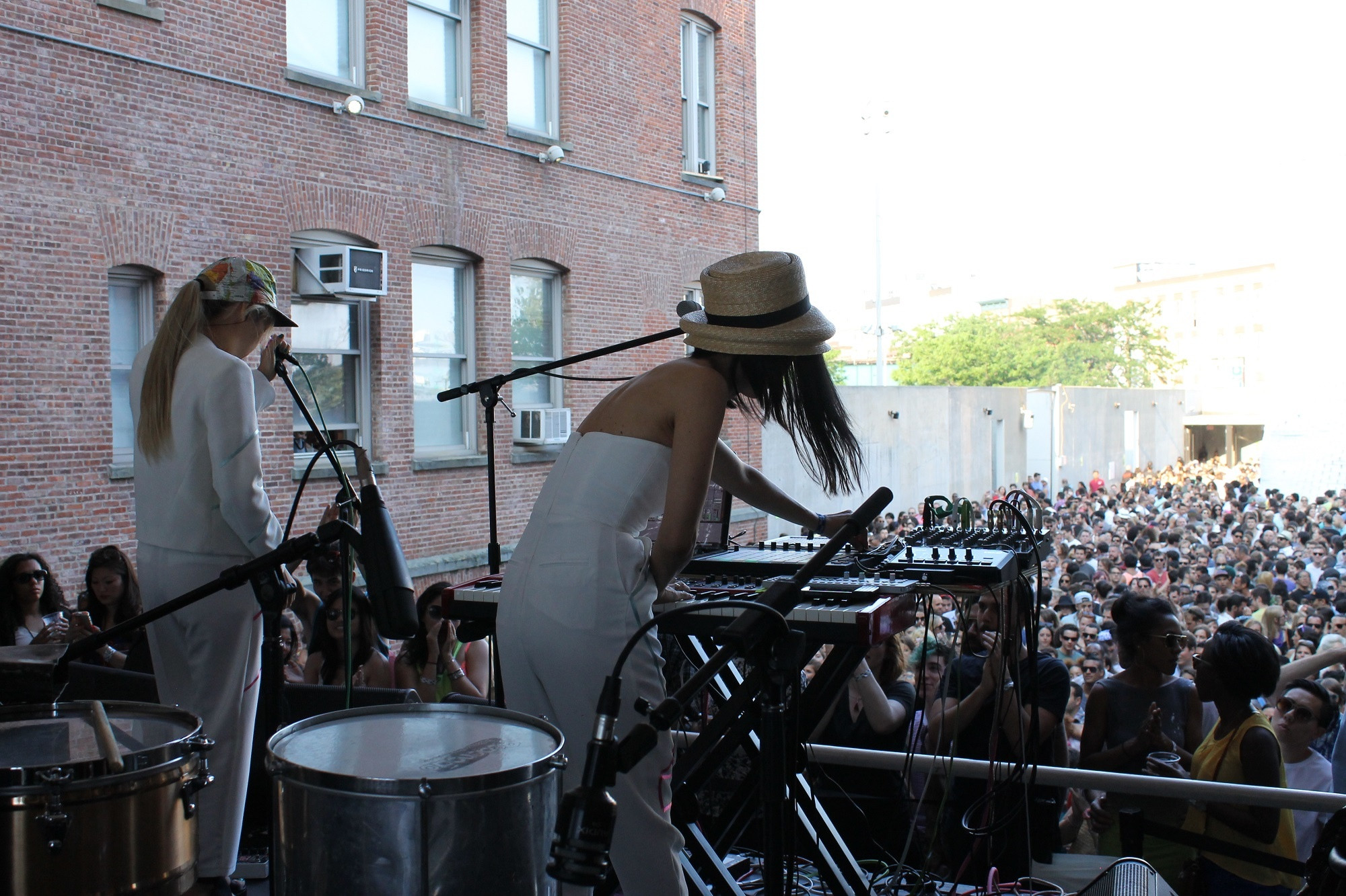 Warm Up: Mister Saturday Night: Eamon Harkin & Justin Carter / Cibo ...