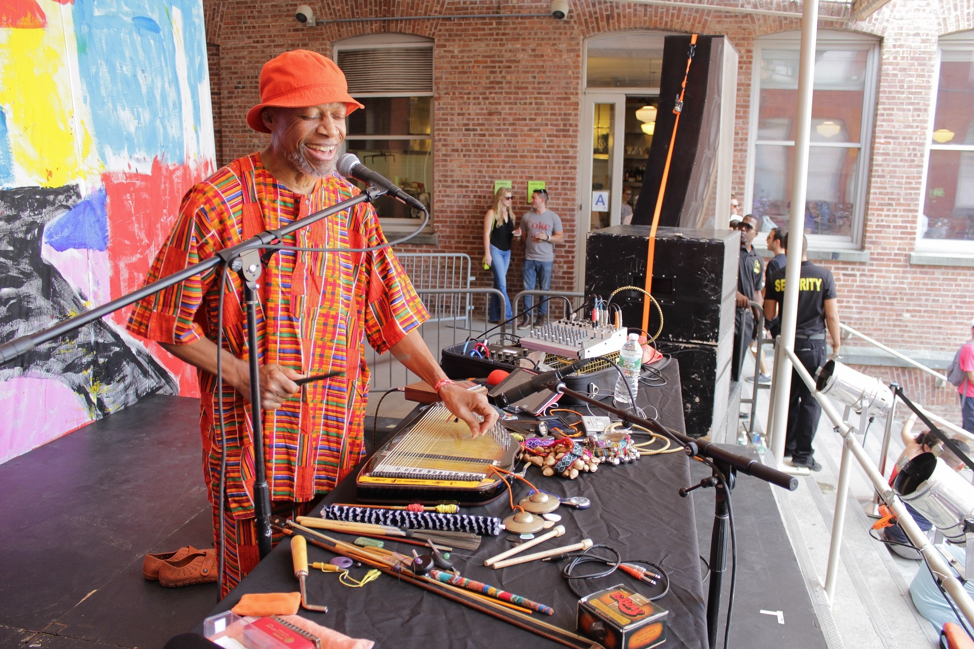 Warm Up: Andrés / Kyle Hall / Pender Street Steppers / Hashman Deejay ...