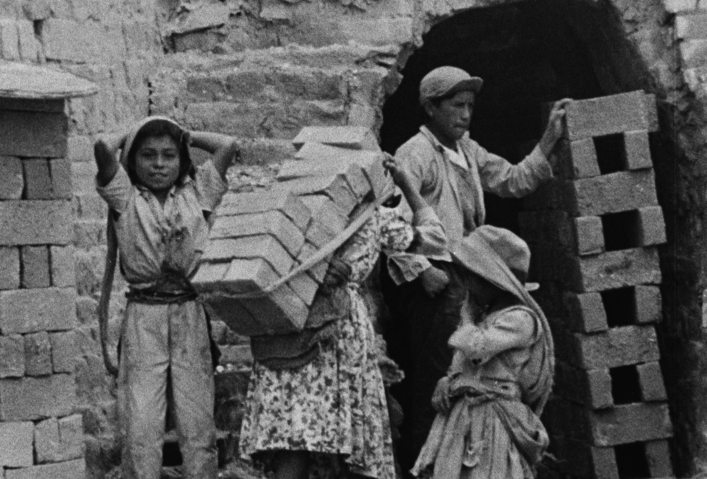 Watch Chircales (The Brickmakers) | MoMA Virtual Cinema Streaming | MoMA