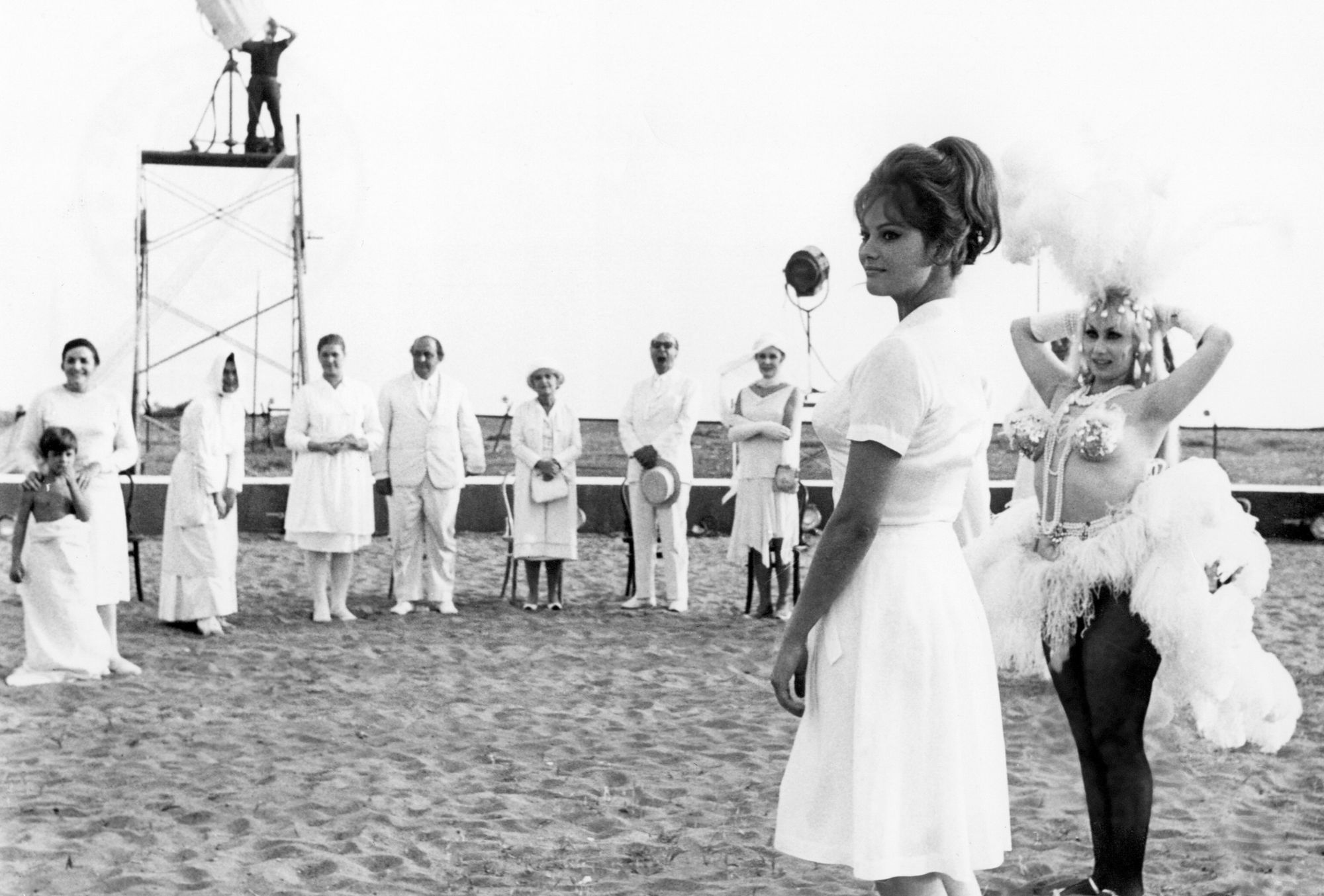 Otto e mezzo (8½). 1963. Directed by Federico Fellini Un Cardinale ...