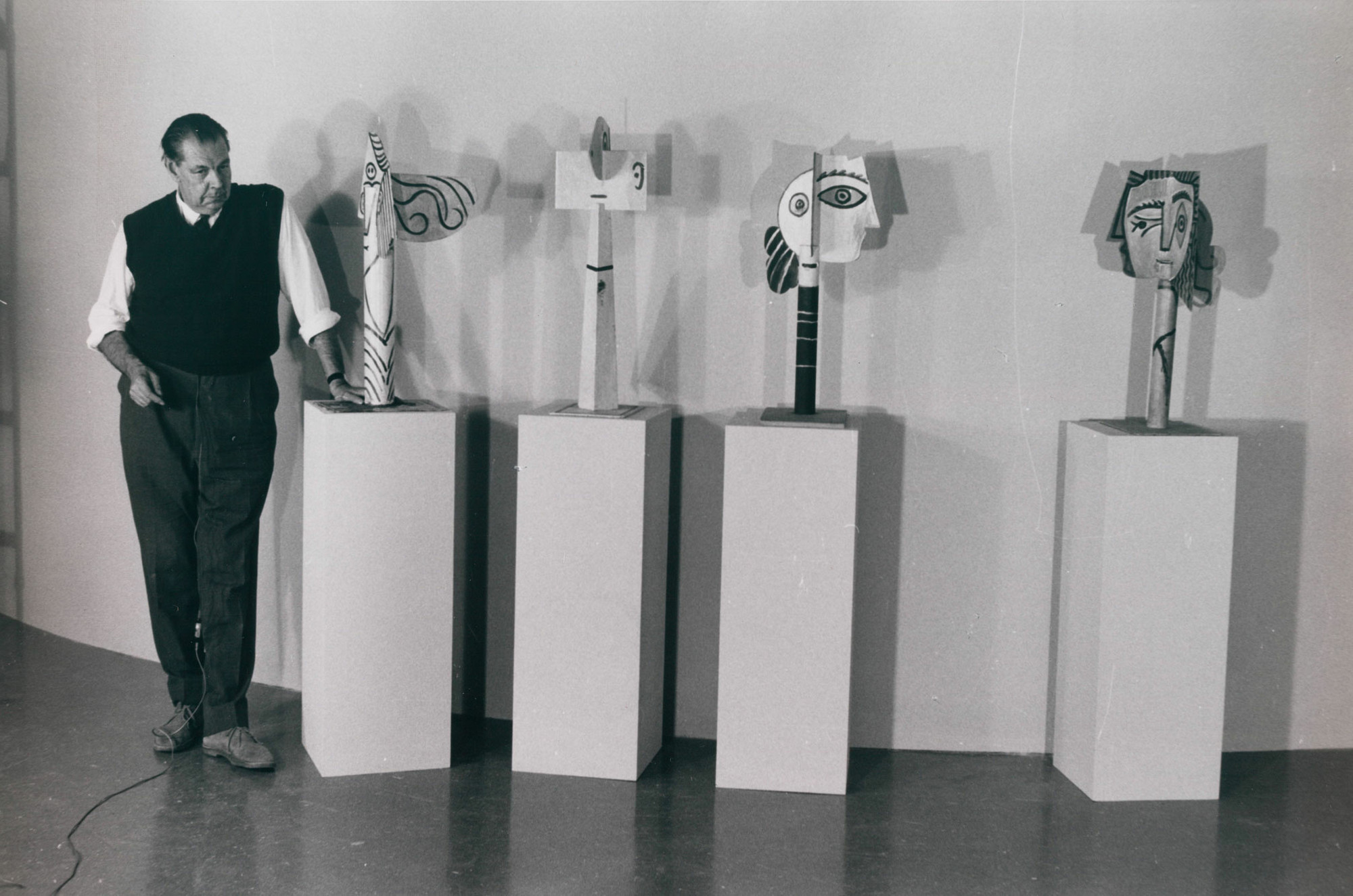 Exhibition Design Innovations That Help Us Think about Art Differently ...