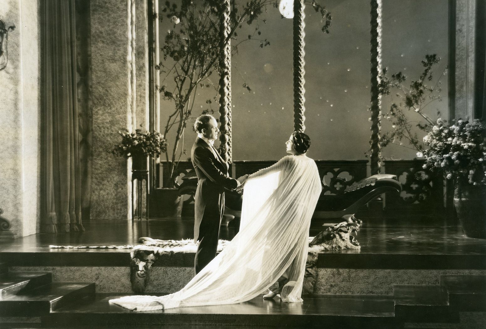 Three Weeks. 1924. Directed by Alan Crosland | MoMA