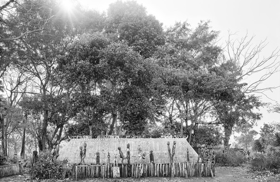 An-My Lê: Between Two Rivers/Giữa hai giòng sông/Entre deux rivières | MoMA