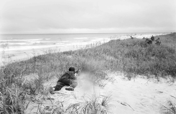 An-My Lê: Between Two Rivers/Giữa hai giòng sông/Entre deux rivières | MoMA