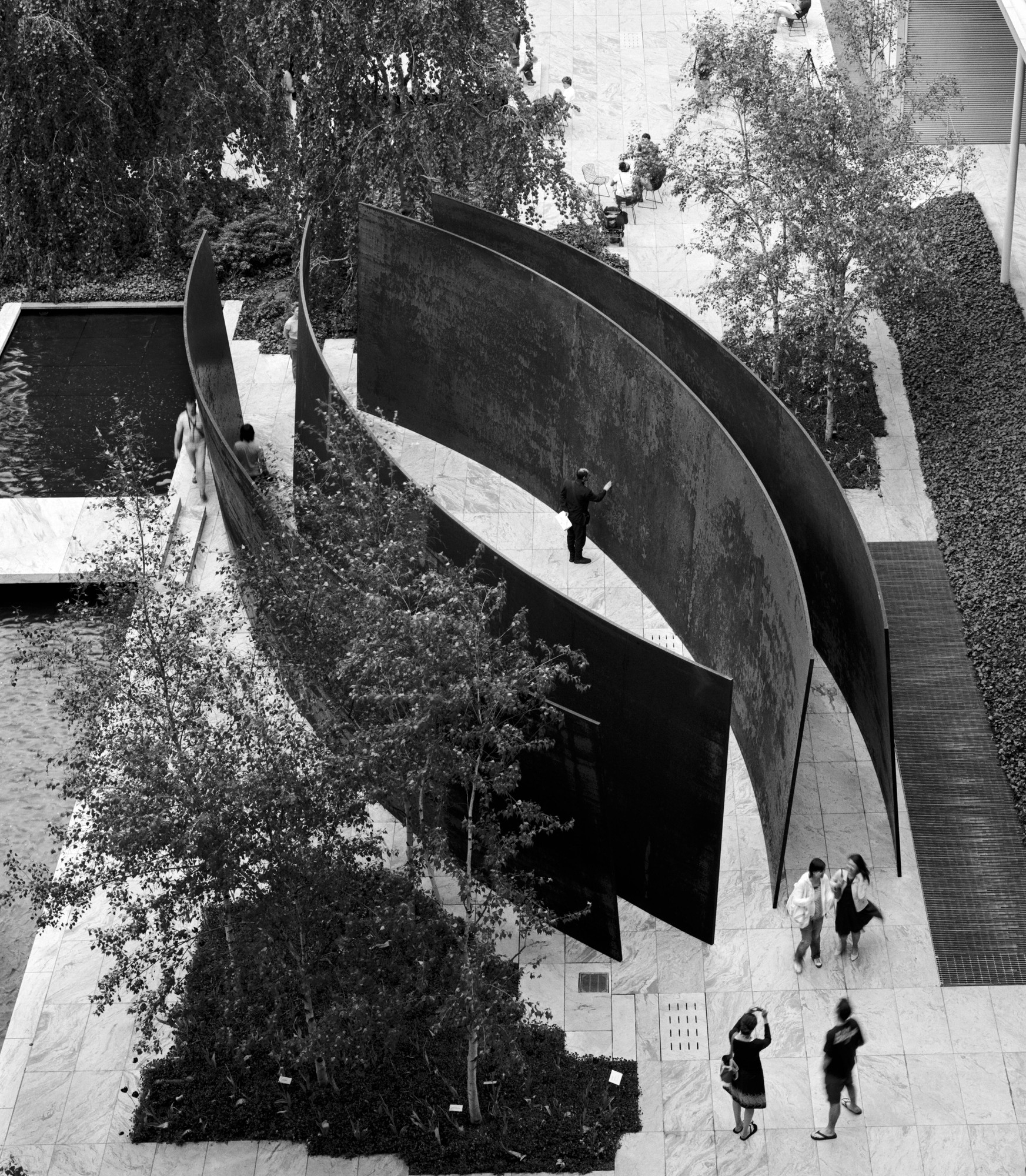 Remembering Richard Serra (1938–2024) | Magazine | MoMA
