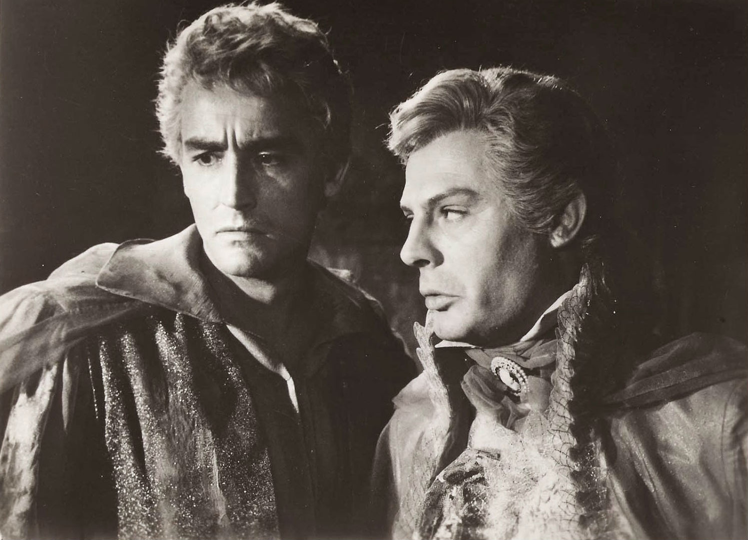 Fantasmi a Roma (Ghosts of Rome). 1961. Directed by Antonio Pietrangeli ...