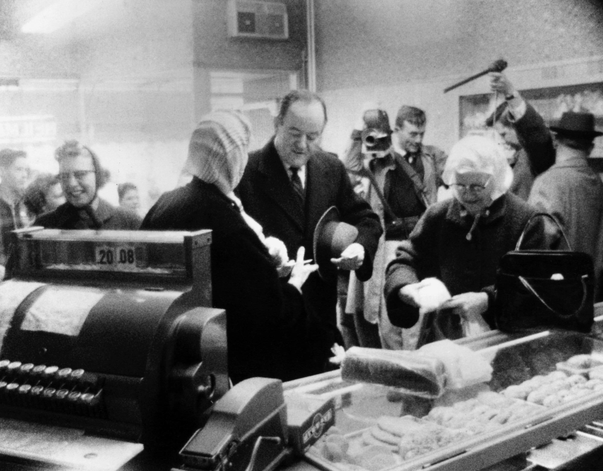 Primary [The Richard Leacock Version]. 1960. Directed by Robert Drew ...