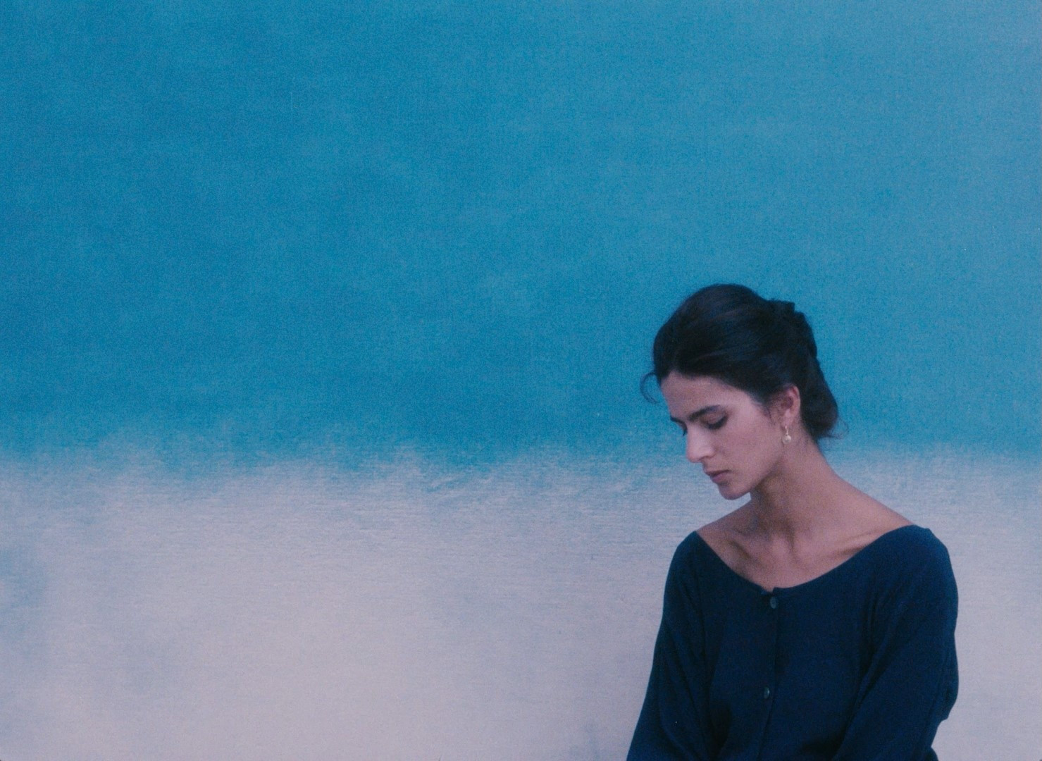 À Flor do Mar (Hovering Over the Water). 1978. Written and directed by ...