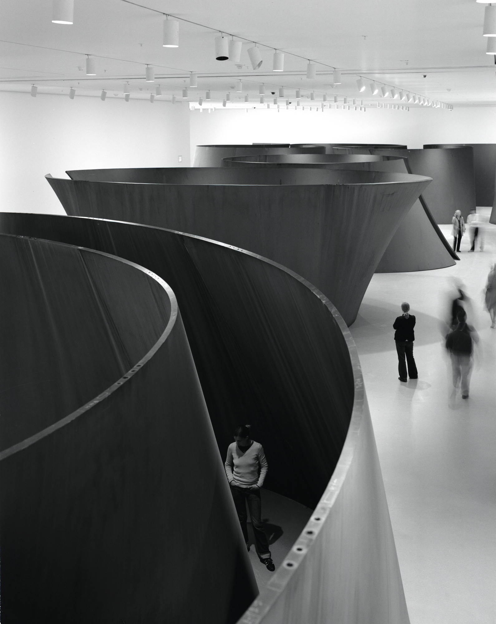 Installation view of the exhibition "Richard Serra Sculpture: Forty ...