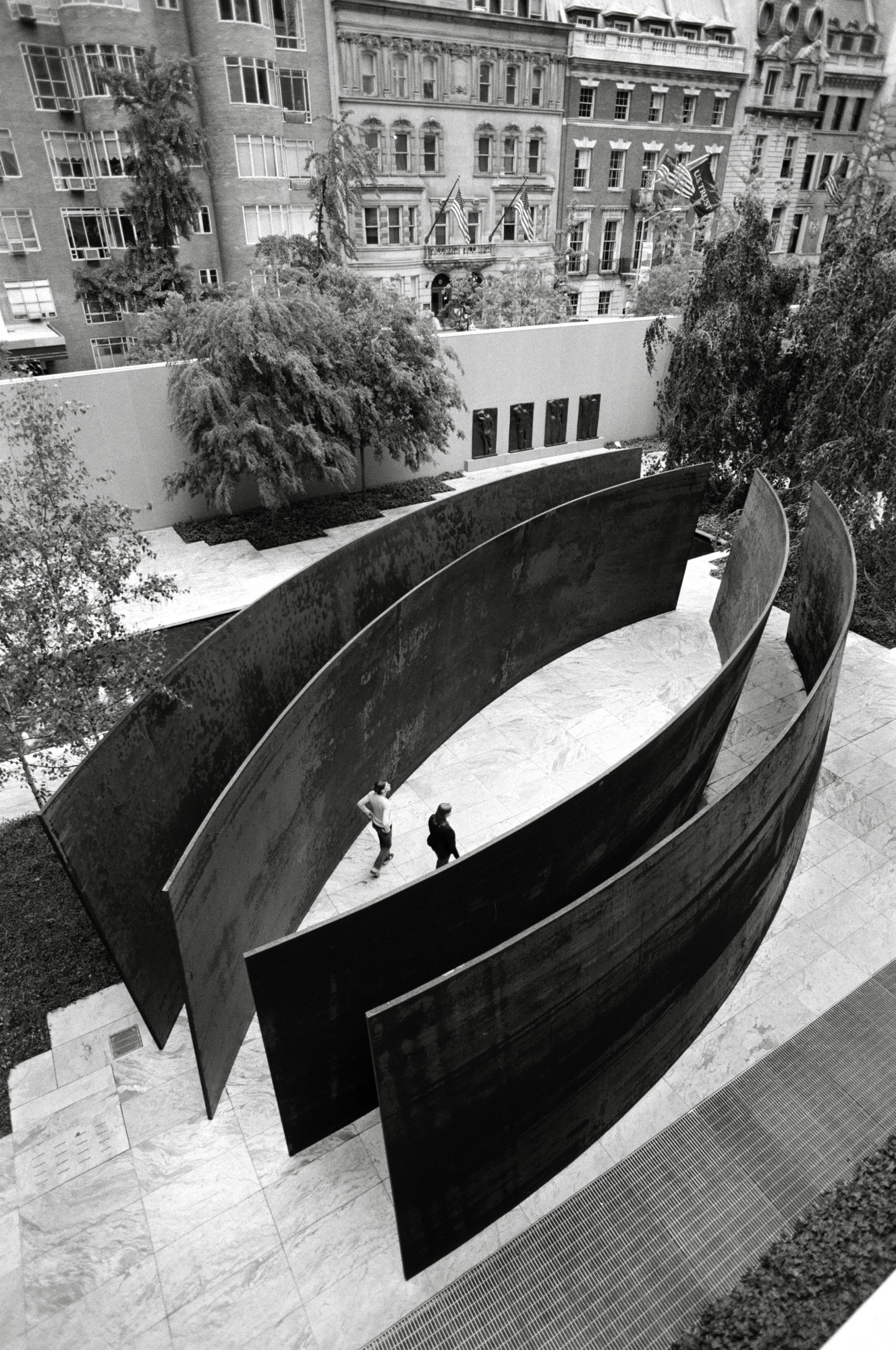Installation view of the exhibition "Richard Serra Sculpture: Forty ...
