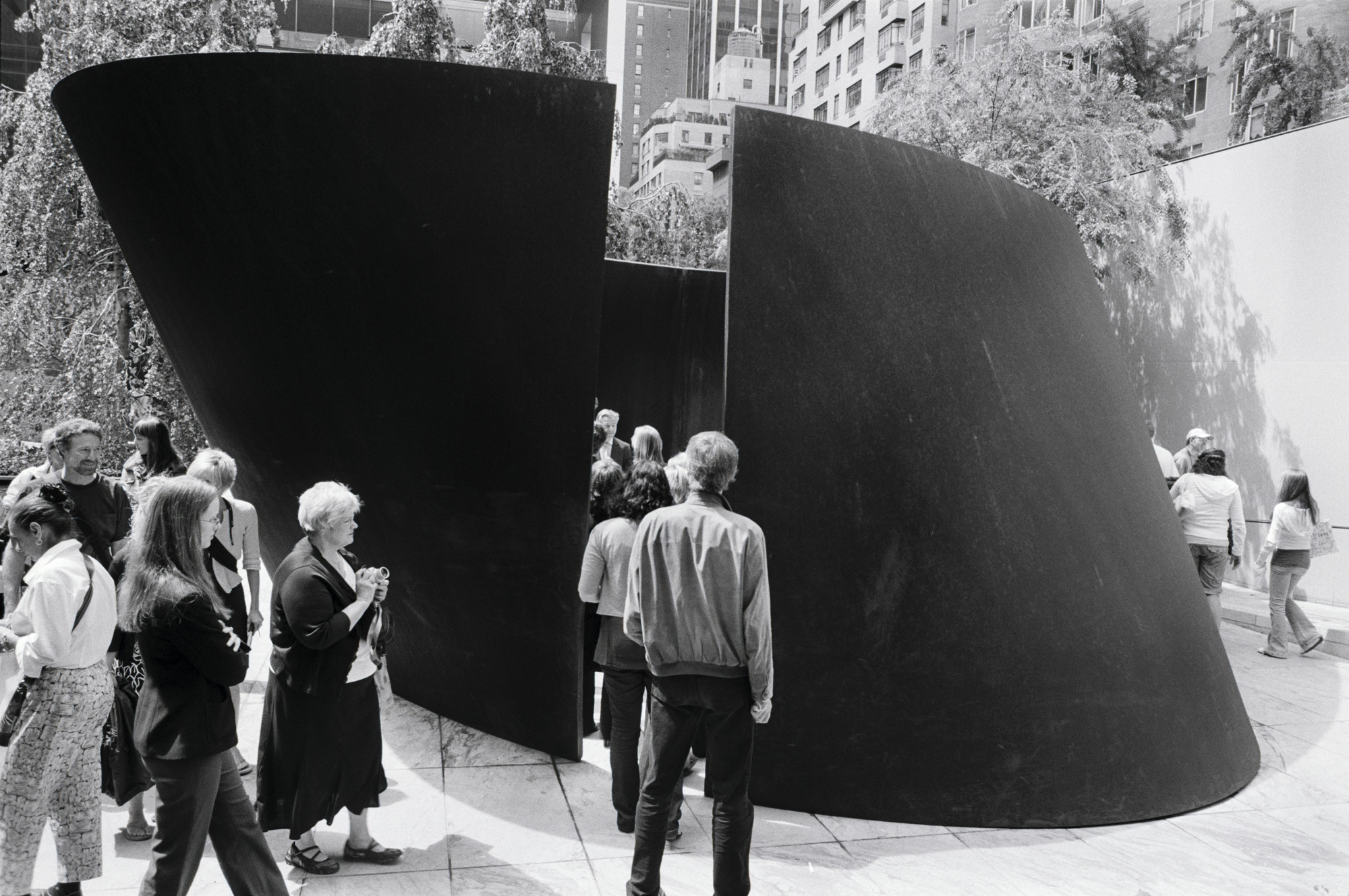 Installation view of the exhibition "Richard Serra Sculpture: Forty ...