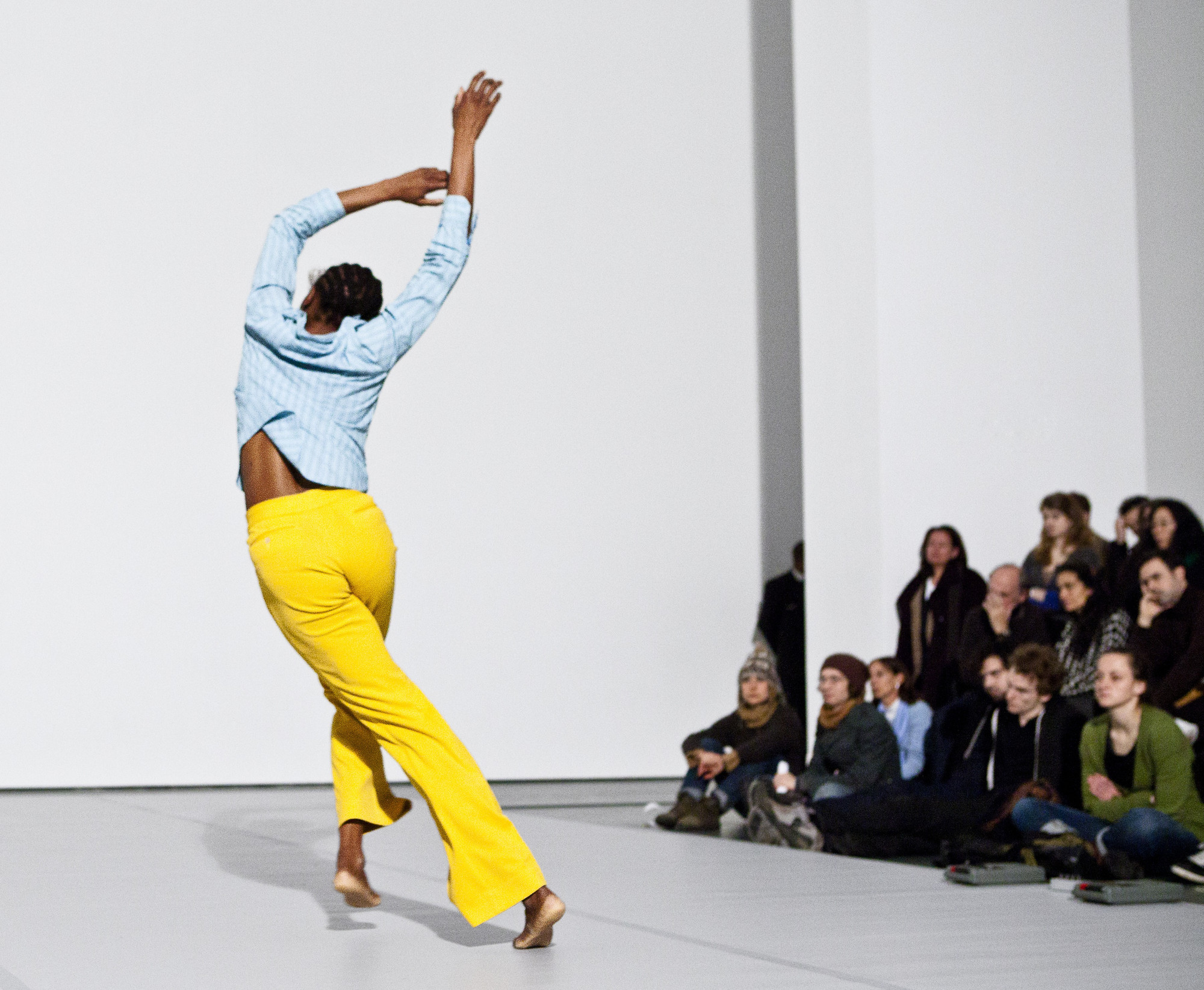 View of the performance, "Performance 14: On Line/Ralph Lemon," in ...