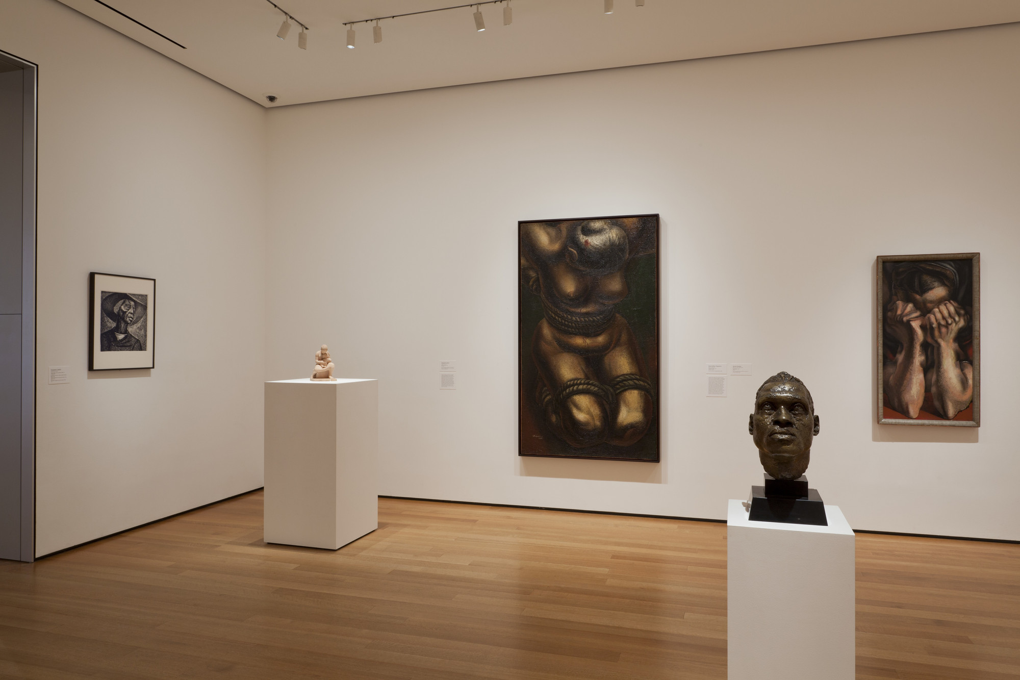 Installation view of the exhibition "Painting and Sculpture Changes ...