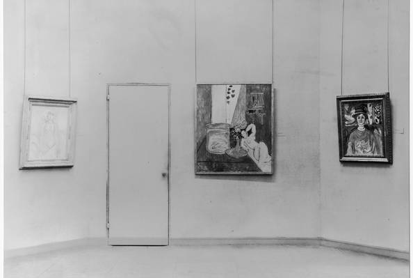 Henri Matisse. Goldfish and Sculpture. Issy-les-Moulineaux, spring ...