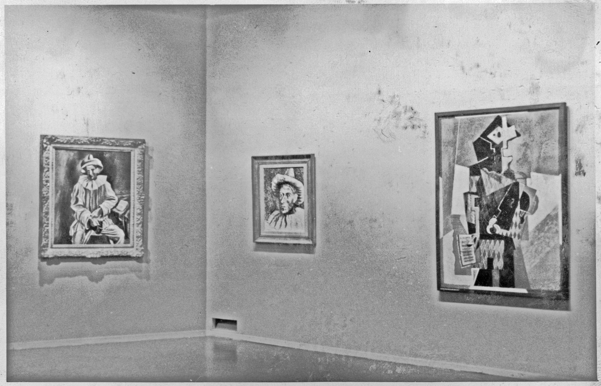 Installation view of the exhibition "Picasso: Forty Years of His Art ...
