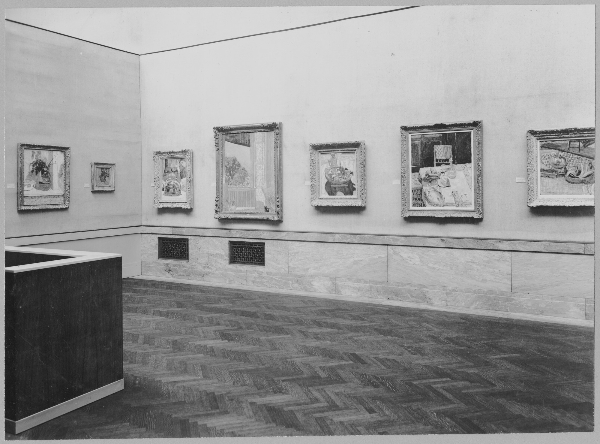 Installation view of the exhibition "Pierre Bonnard" at the Cleveland ...