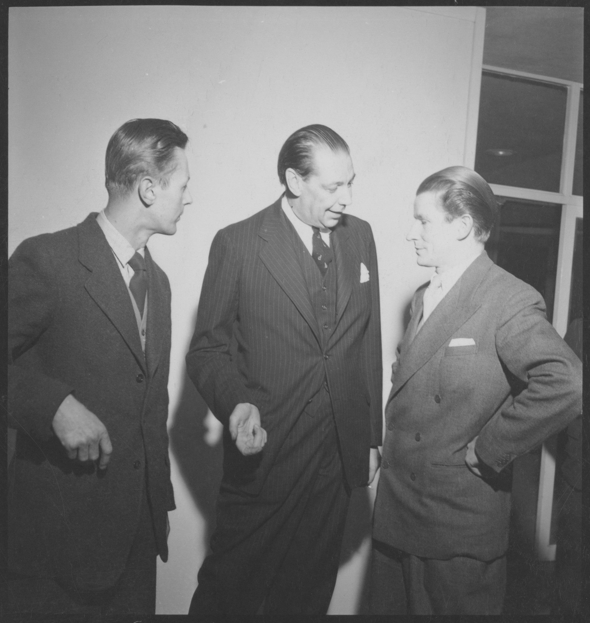 Left to right: Clive Latimer, Rene d'Harnoncourt and Robin Day at an ...