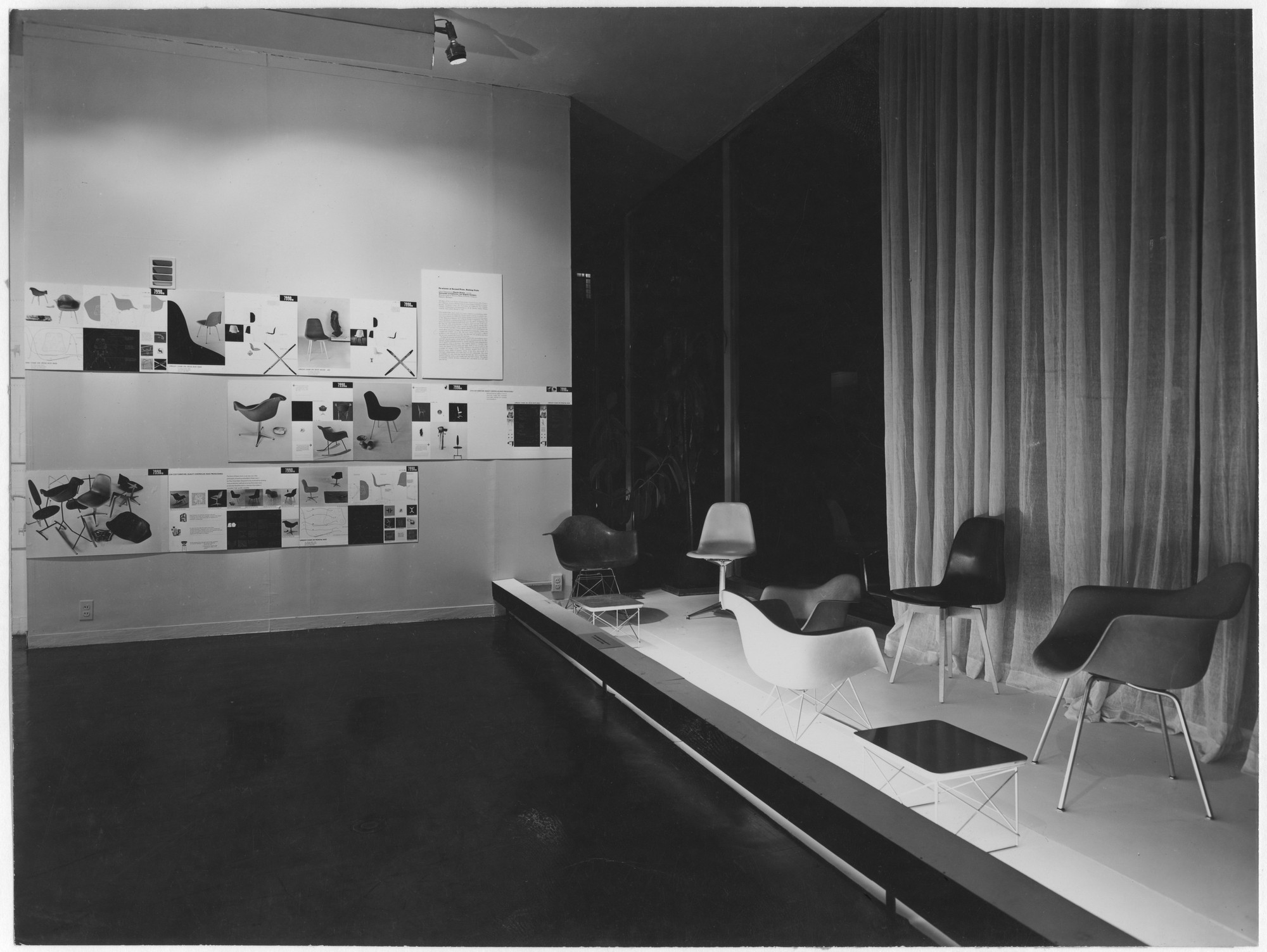 Installation view of the exhibition "Prize Design for Modern Furniture ...