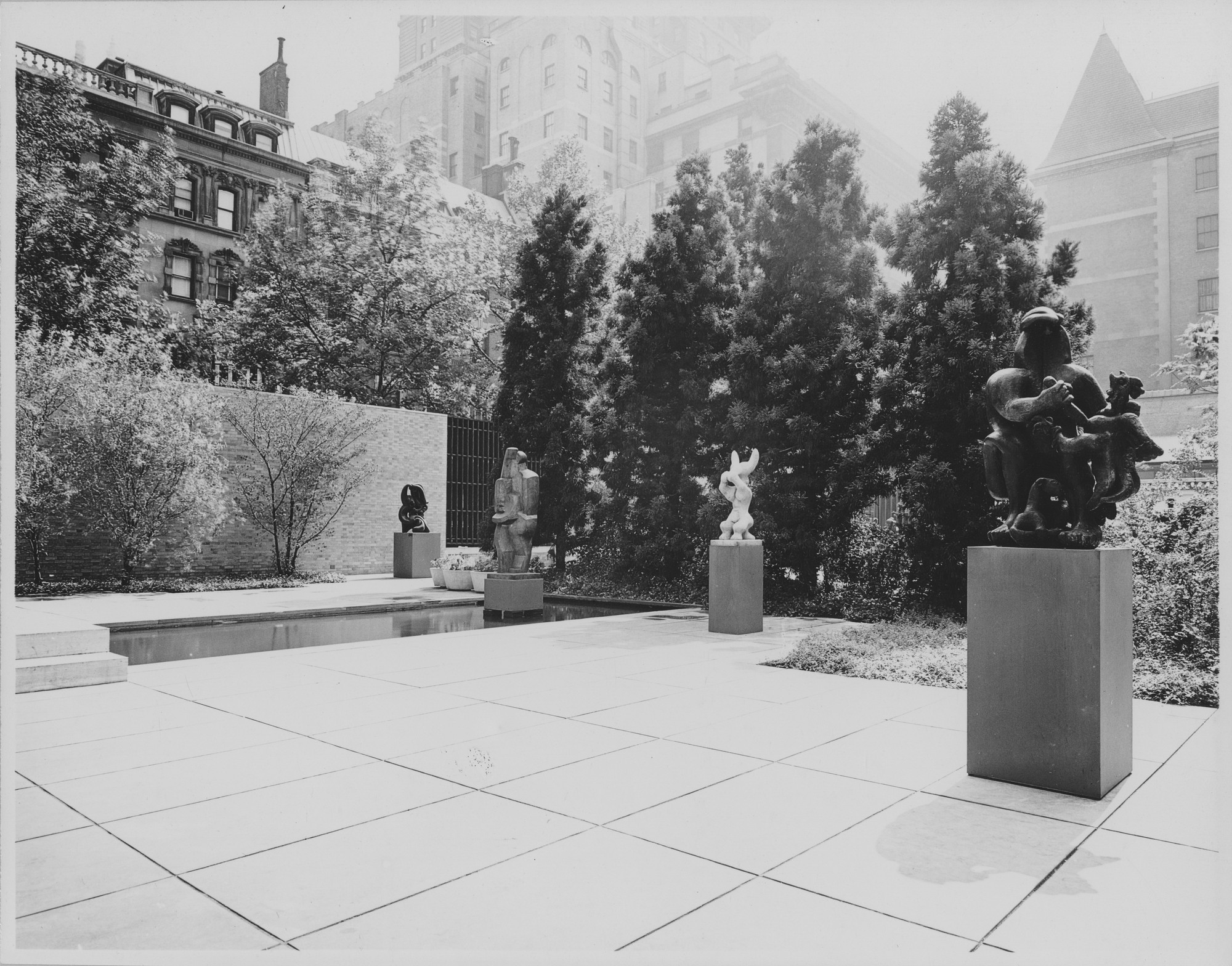 Installation view of the exhibition "The Sculpture of Jacques Lipchitz ...