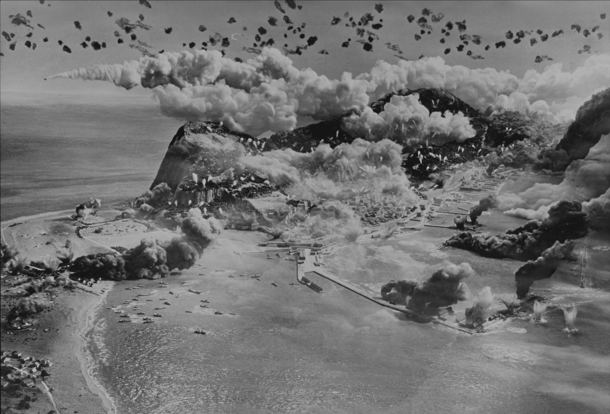 "GIBRALTAR FULL ATTACK: smoke shells and plane- laid smokescreens ...