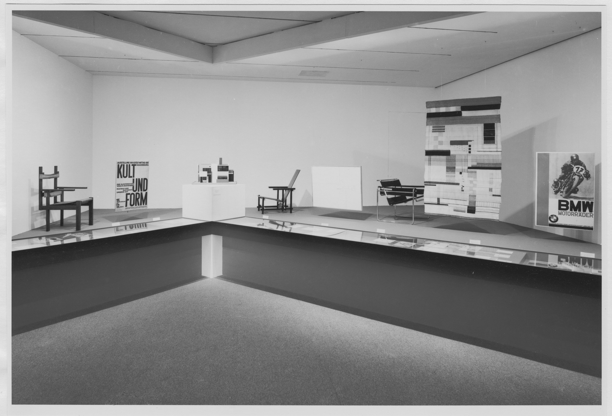 Installation view of the exhibition "The Graphic Revolution: 1915-1935 ...