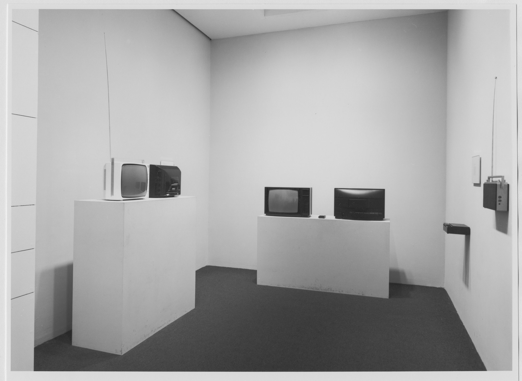 Installation view of the exhibition "Bang and Olufson: Design for Sound ...