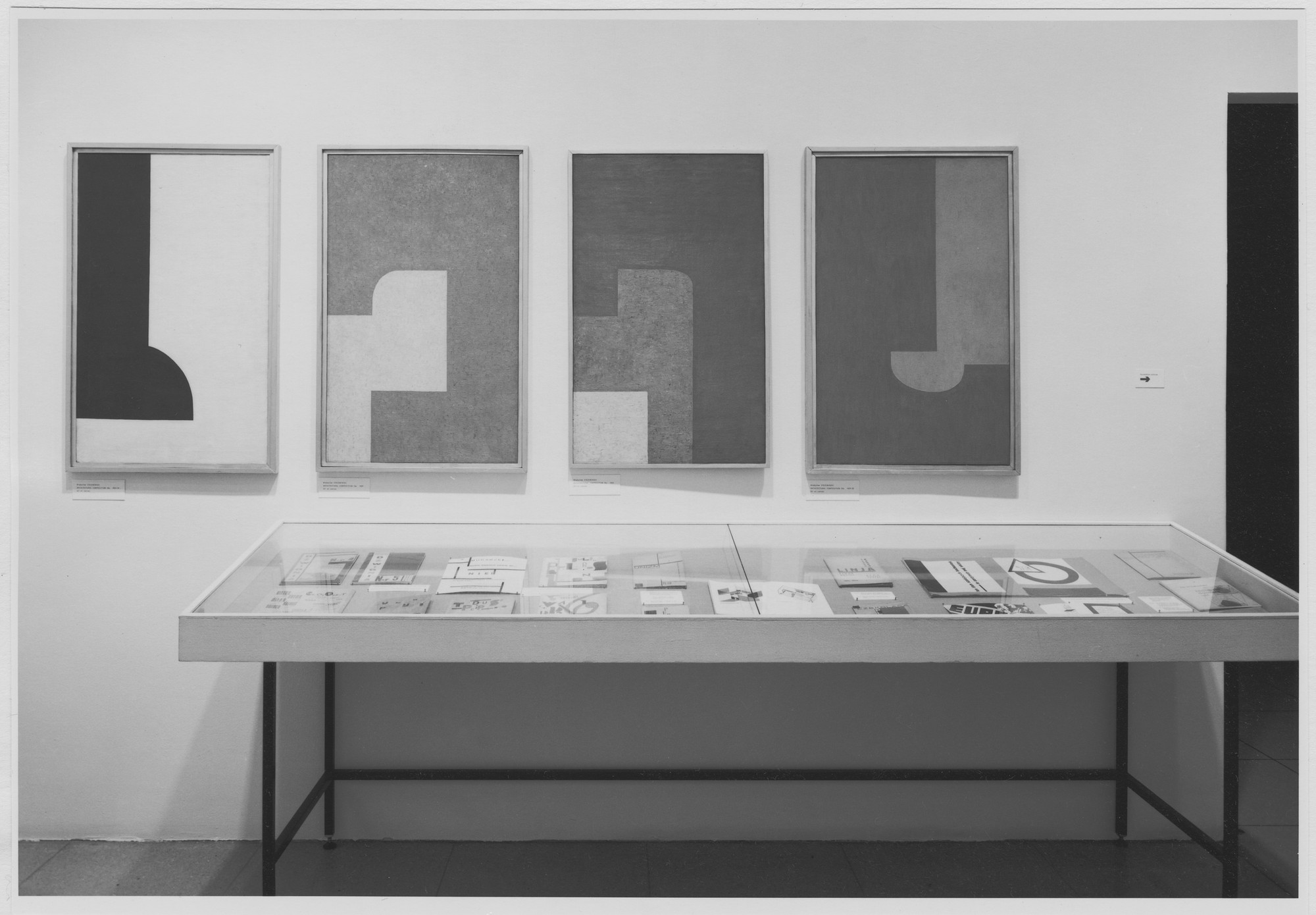 Installation view of the exhibition "Constructivism in Poland: 1923 ...