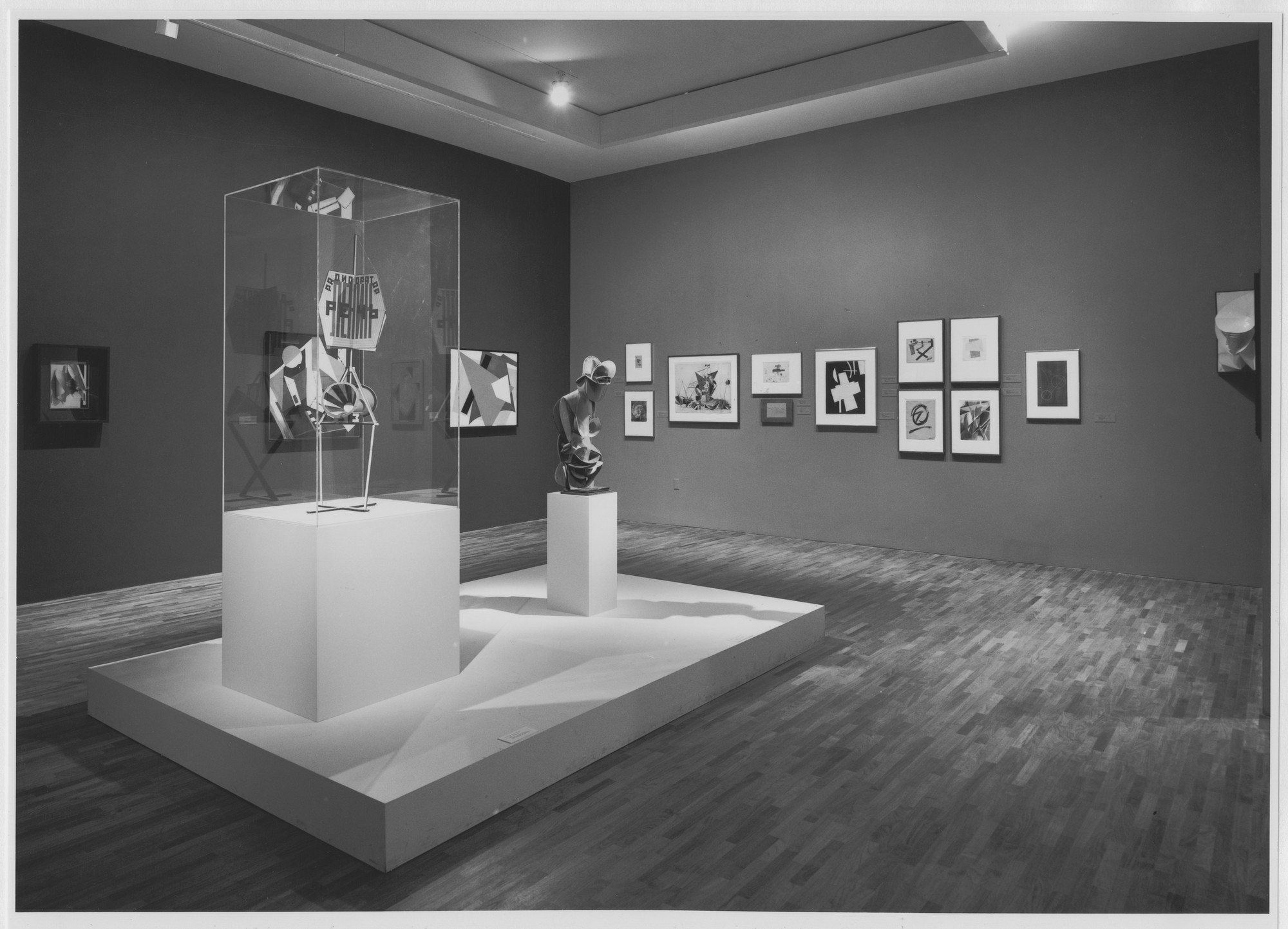 Installation view of the exhibition "Contrasts of Form: Geometric ...