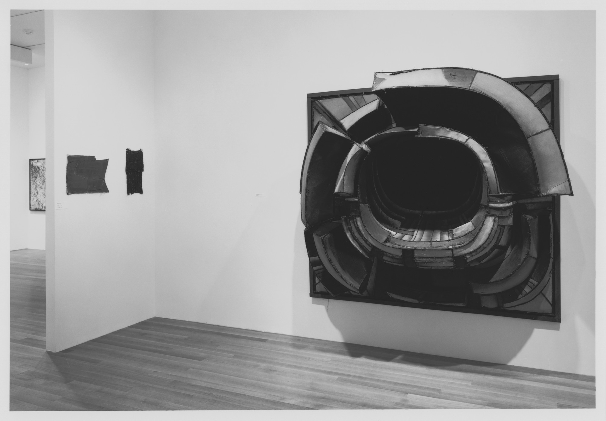 Installation view of the exhibition "Artist's Choice: Elizabeth Murray ...
