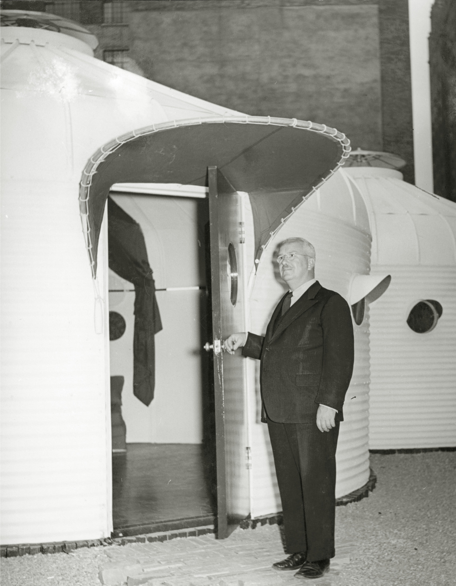 Buckminster Fuller at the exhibition, "Buckminster Fuller's Dymaxion ...