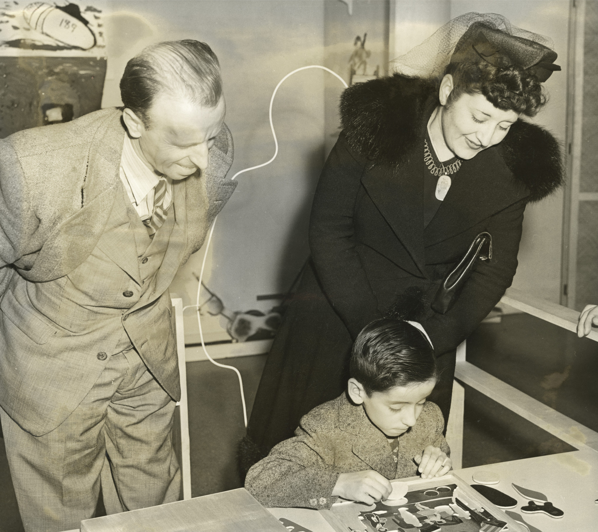 Mr. and Mrs. Jose Perotti and their young son, Girman, visit "Children ...