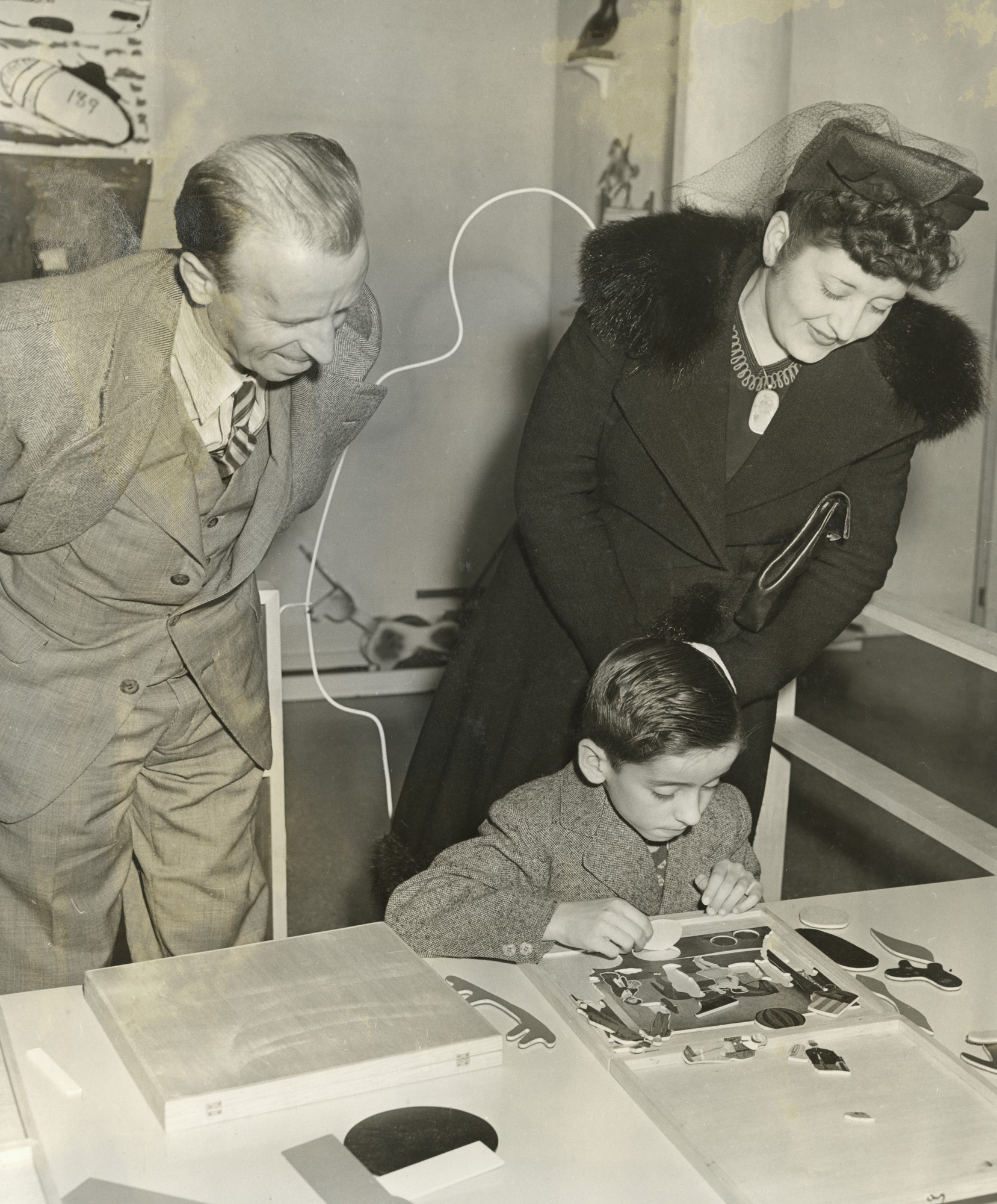 Mr. and Mrs. Jose Perotti and their young son, Girman, visit "Children ...