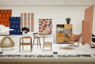 Charles Eames, Ray Eames. Prototype for Chaise Longue (La Chaise). 1948 ...