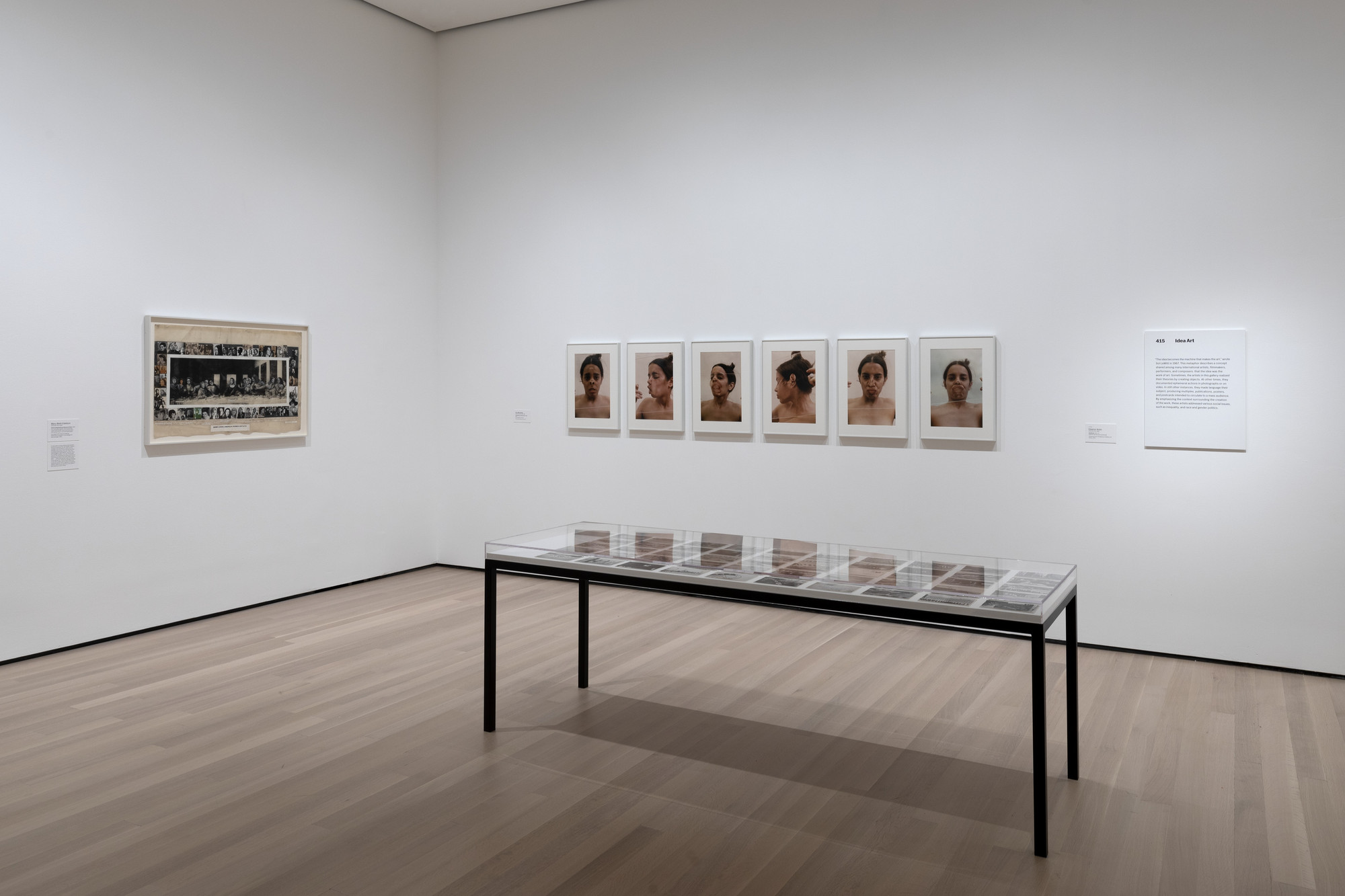 Installation view of the gallery "Idea Art" in the exhibition ...