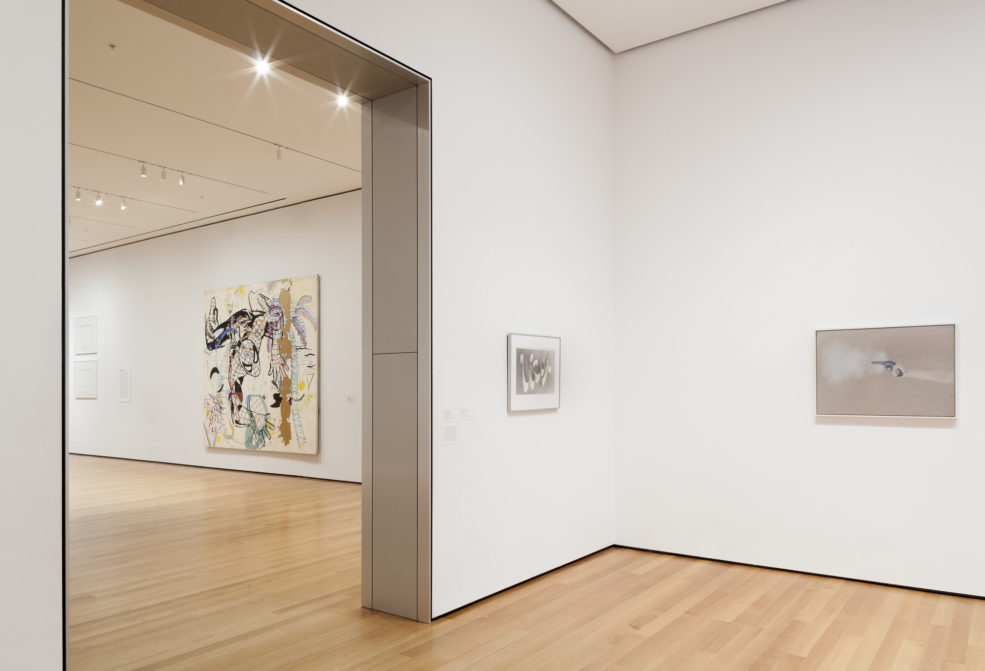 Installation view of the exhibition "Painting and Sculpture Changes ...