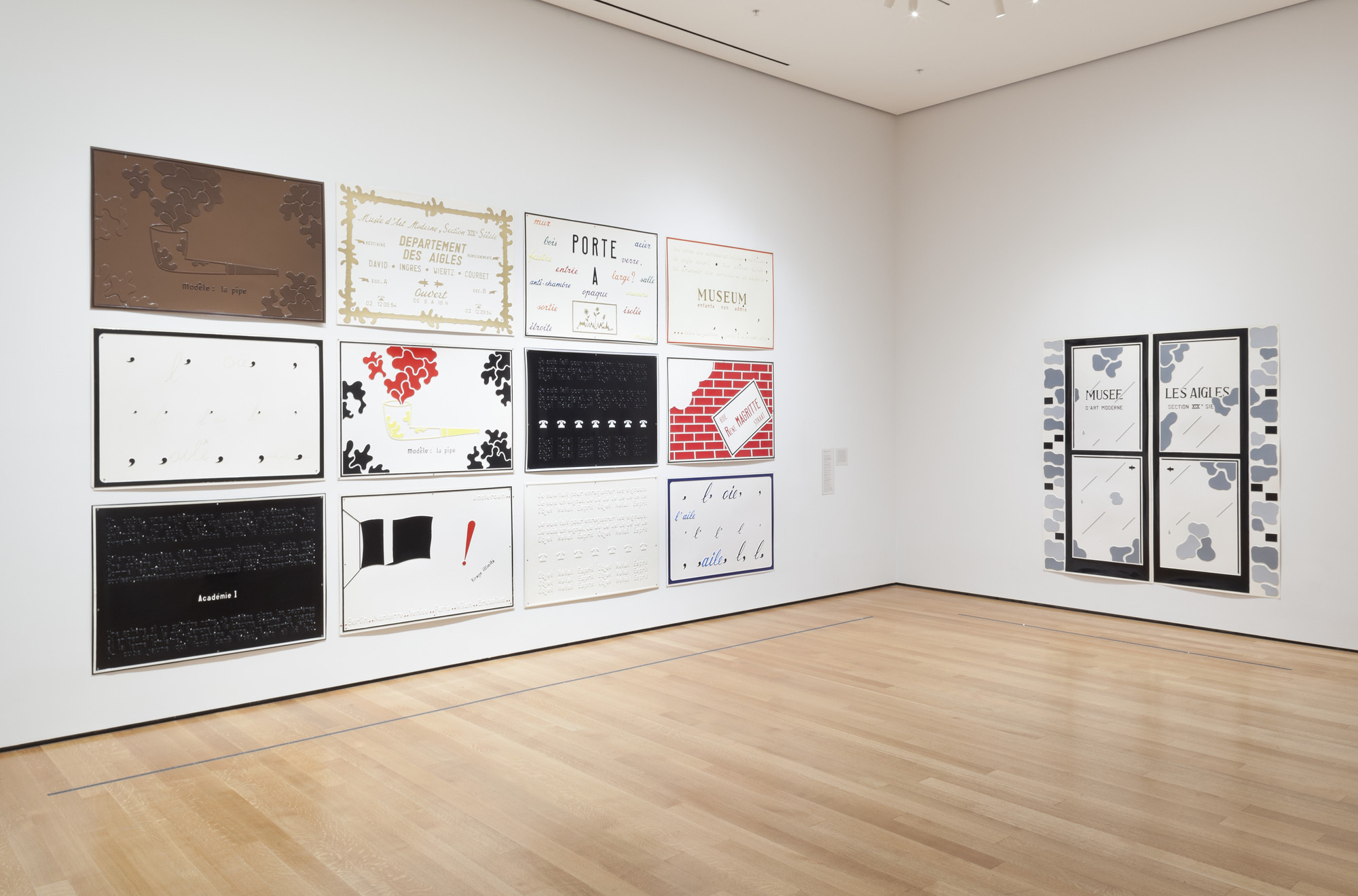 Installation view of the exhibition "Painting and Sculpture Changes ...