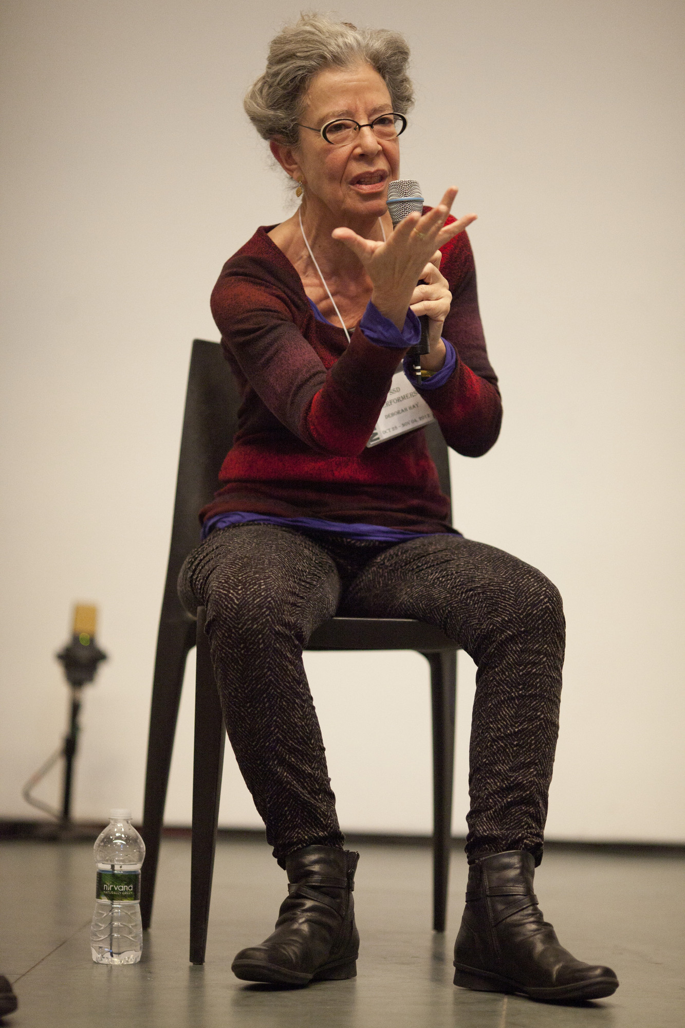 View of the performance "Blues" by Deborah Hay in the exhibition "Some ...