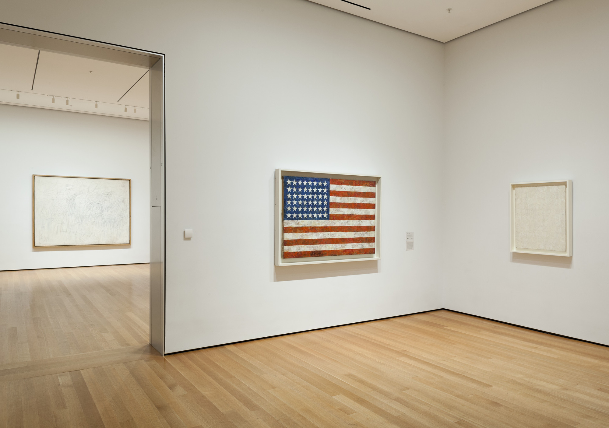 Installation view of the exhibition "Painting and Sculpture Changes ...