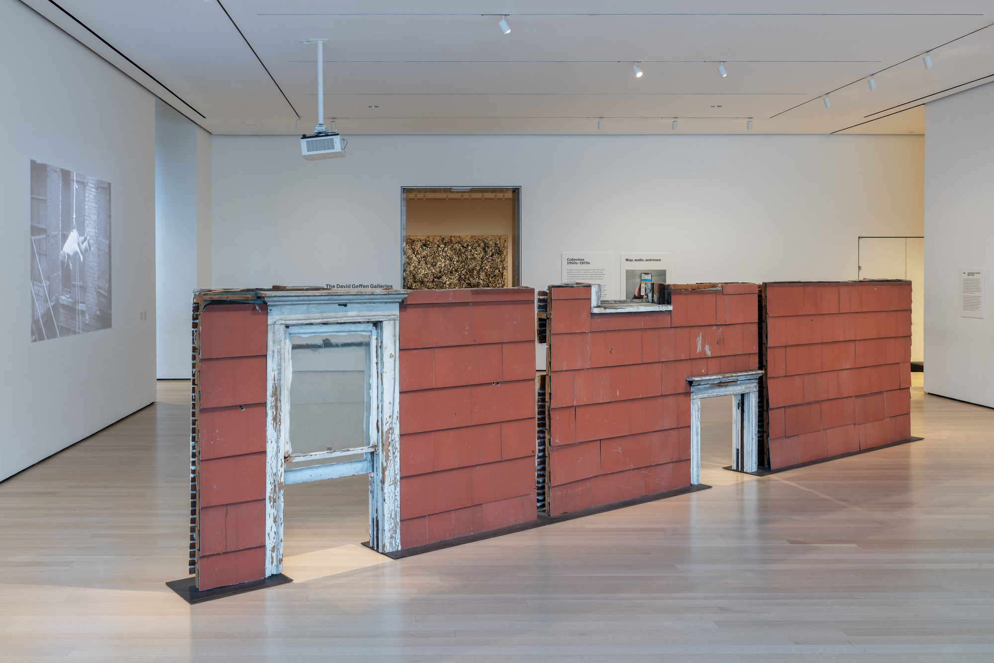 Installation view of the gallery “Trisha Brown / Gordon Matta-Clark” in ...