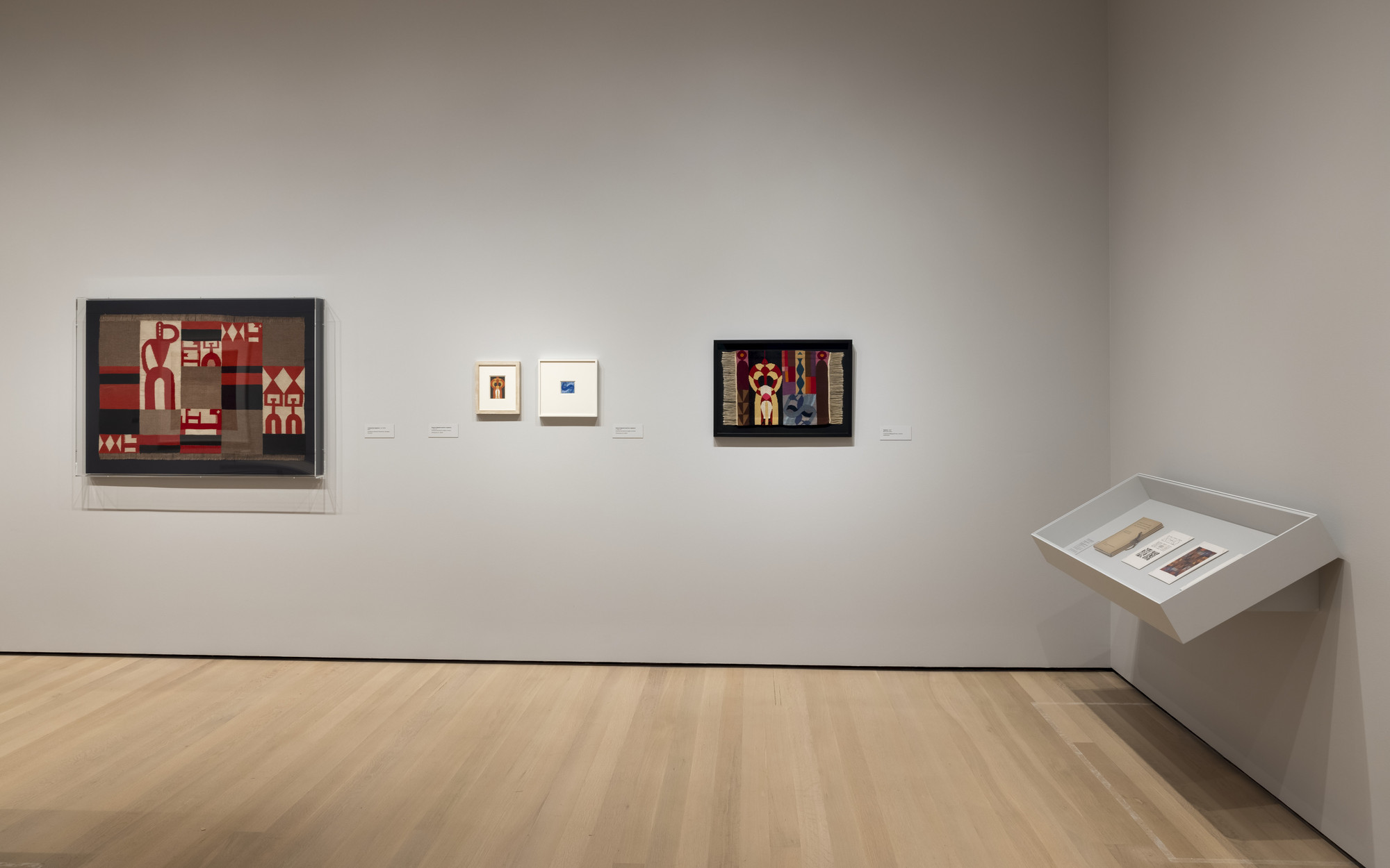 Installation view of the exhibition "Sophie Taeuber-Arp: Living ...