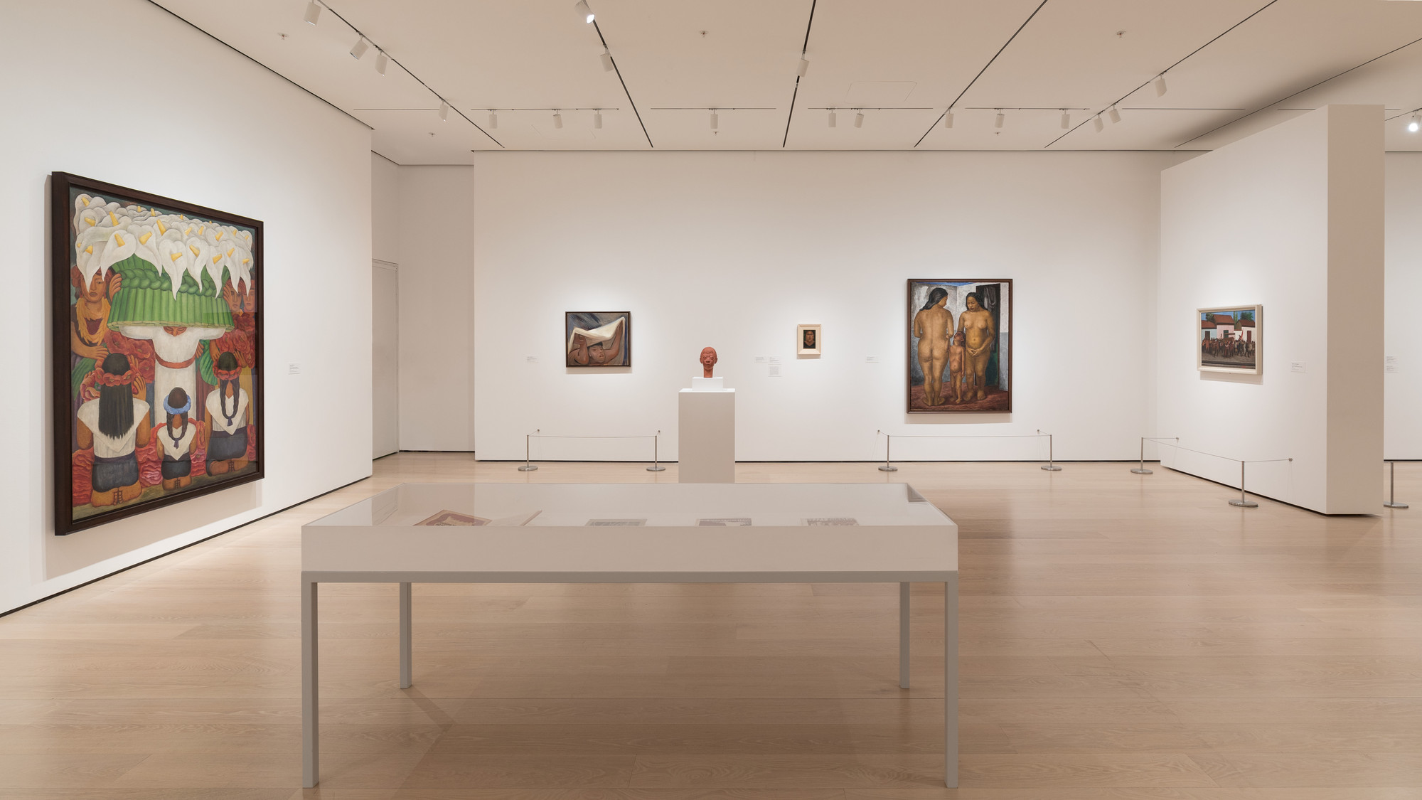 Installation view of the gallery "Indigenism and the Avant-Garde in ...