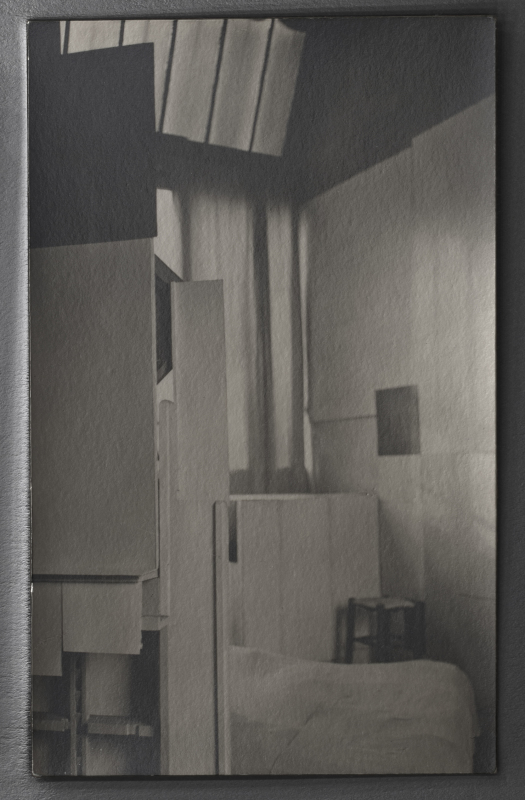 Mondrian's Studio | Object:Photo | MoMA