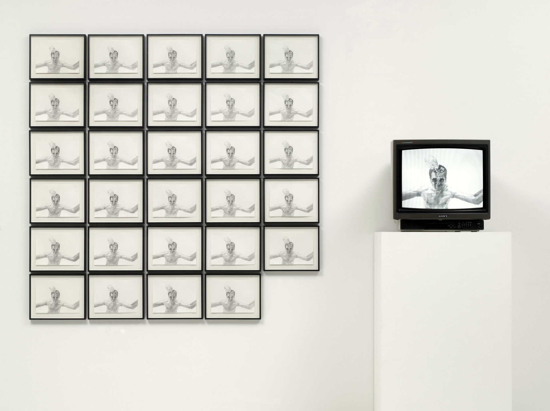 Dryden Goodwin. Suspended Animation - 29 Drawings of the Same ...
