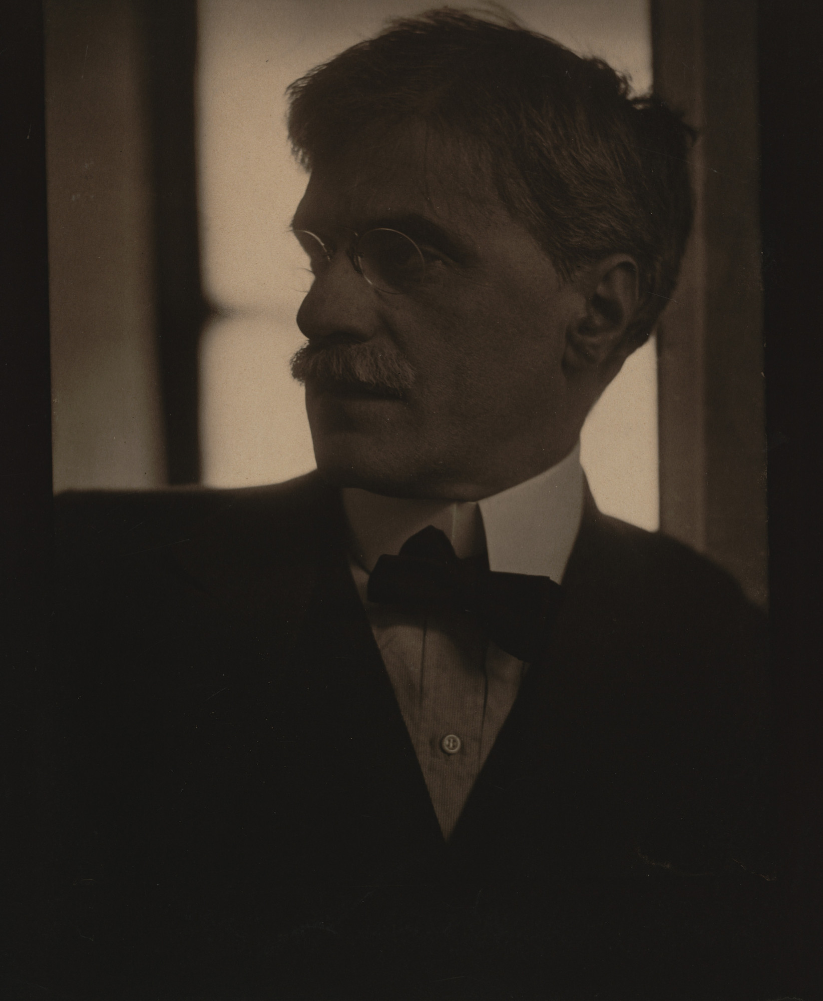 Edward Steichen. Alfred Stieglitz. c. 1909-10 | MoMA