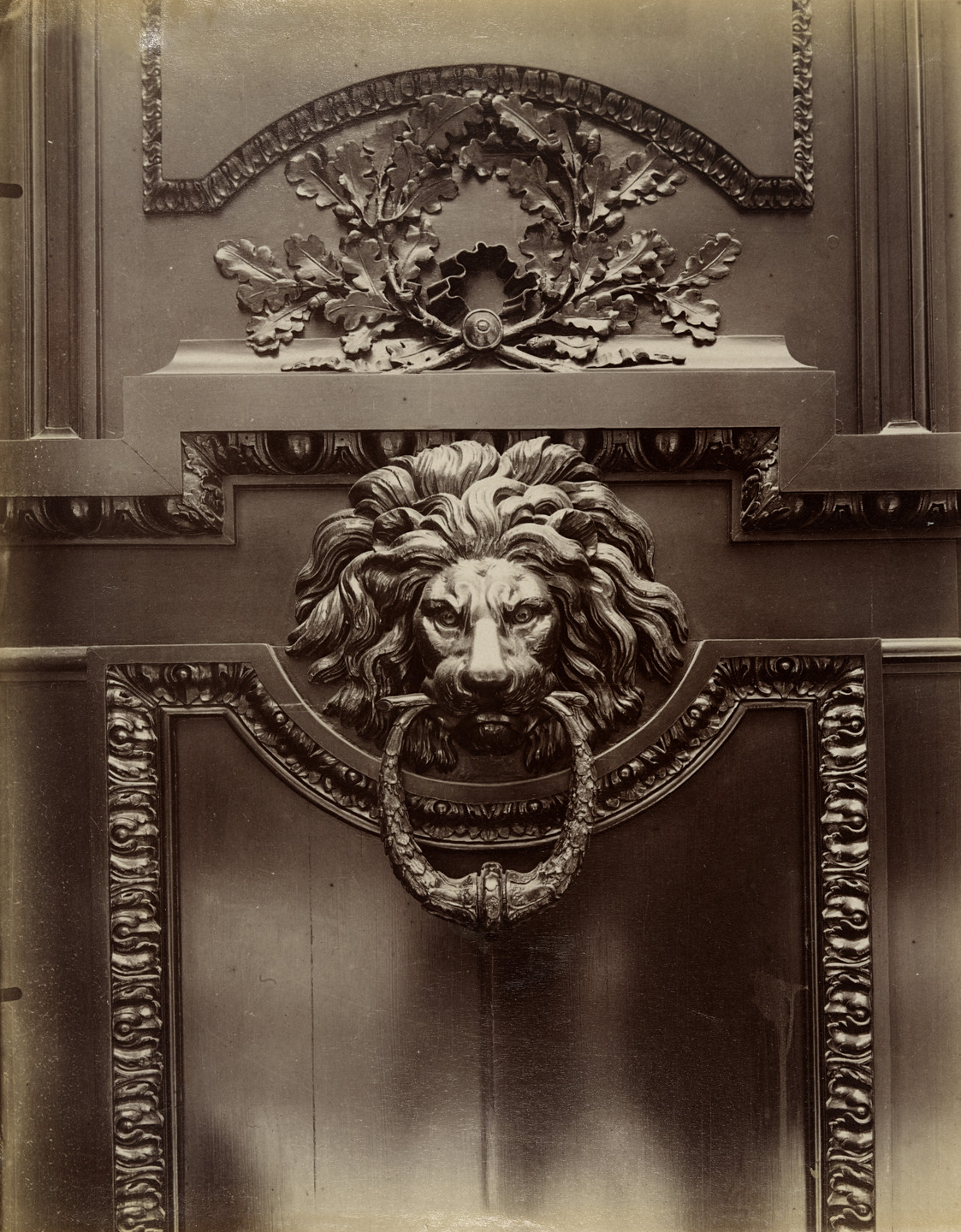 Eugène Atget. Hôtel de Pontalba, 41 Faubourg St.- Honoré. 1901 | MoMA