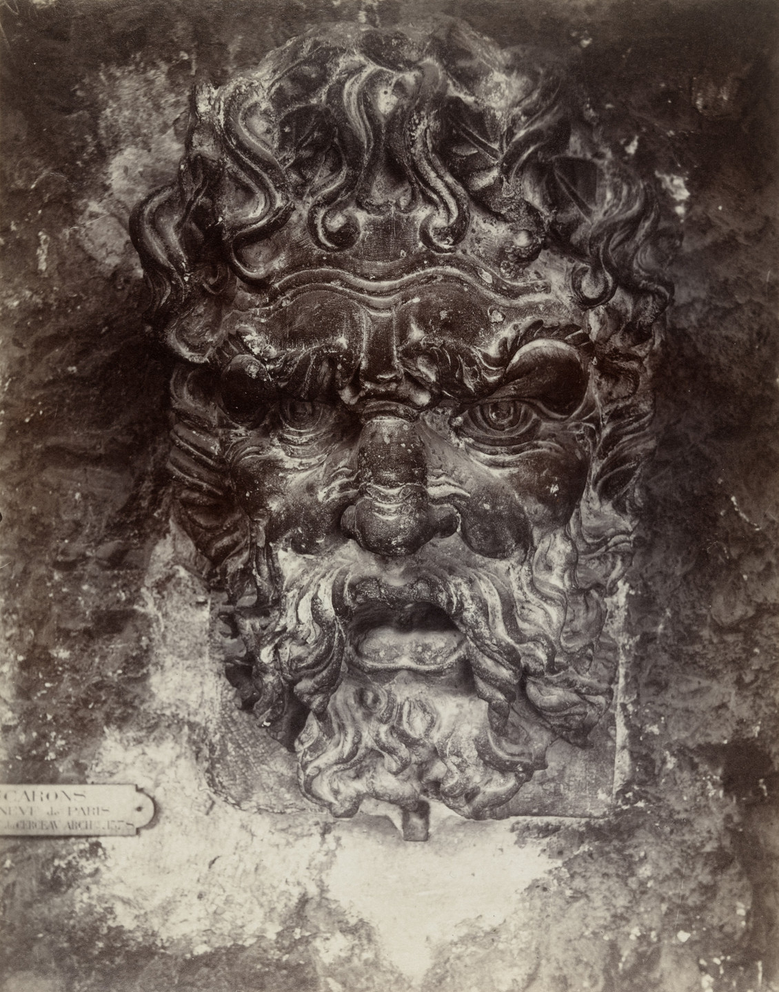 Eugène Atget. Cluny. Mascarons au Pont-Neuf. 1911 | MoMA